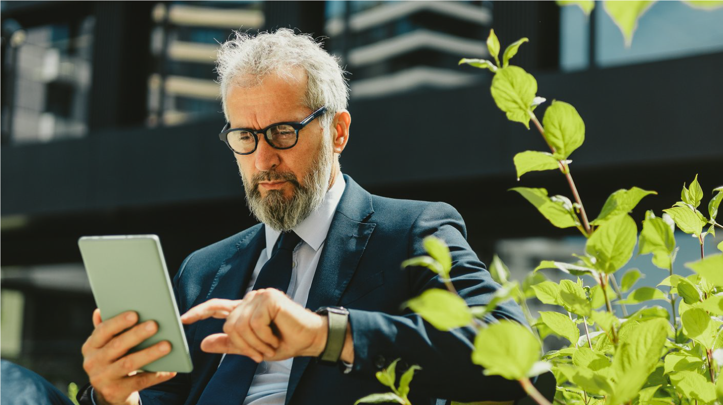 Service Advantage | Expert Support & Optimization | 8x8