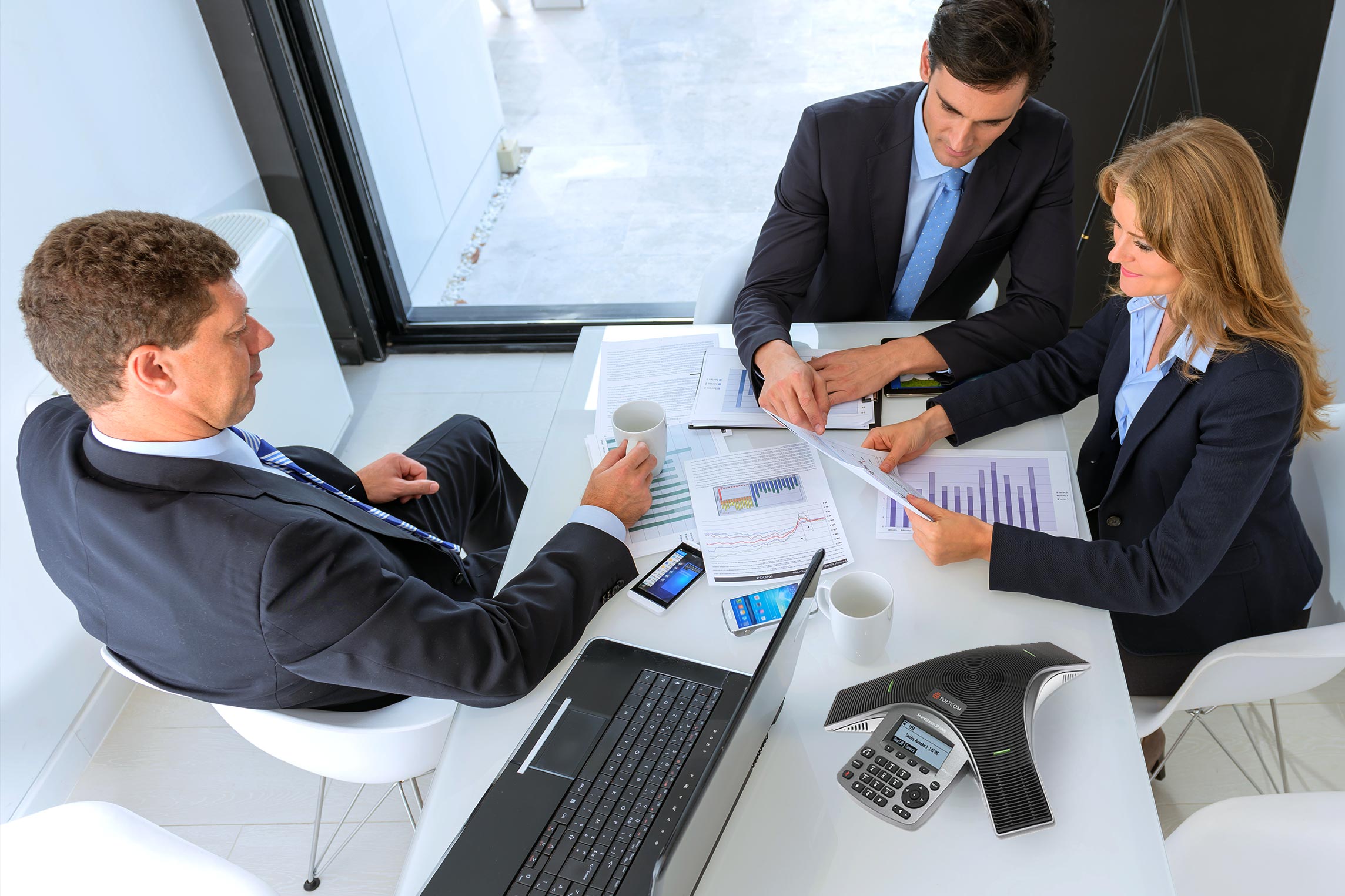 Host Help Desk Balanced Scorecard Metrics on Excel | 8x8