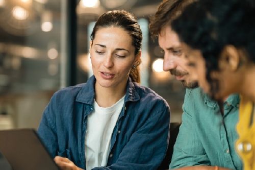 5 Steps for IT Leaders to Fix an Exhausted Tech Stack | 8x8